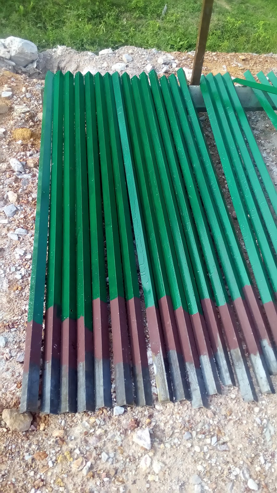 kontraktor membekal tanah pasir serta sewa jcb: KONTRAKTOR PAGAR MELAKA