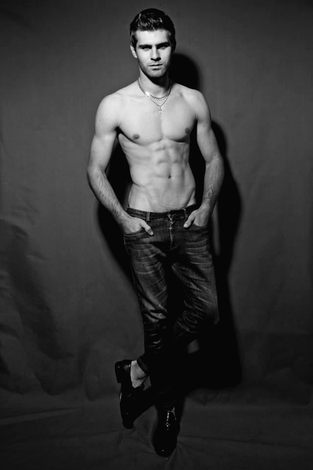 Alexandre Tonette by Maycon Silveira | Oh yes I am