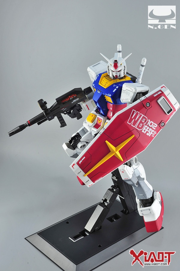 Custom Build: Mega-Size 1/48 RX-78-2 Gundam "Detailed"