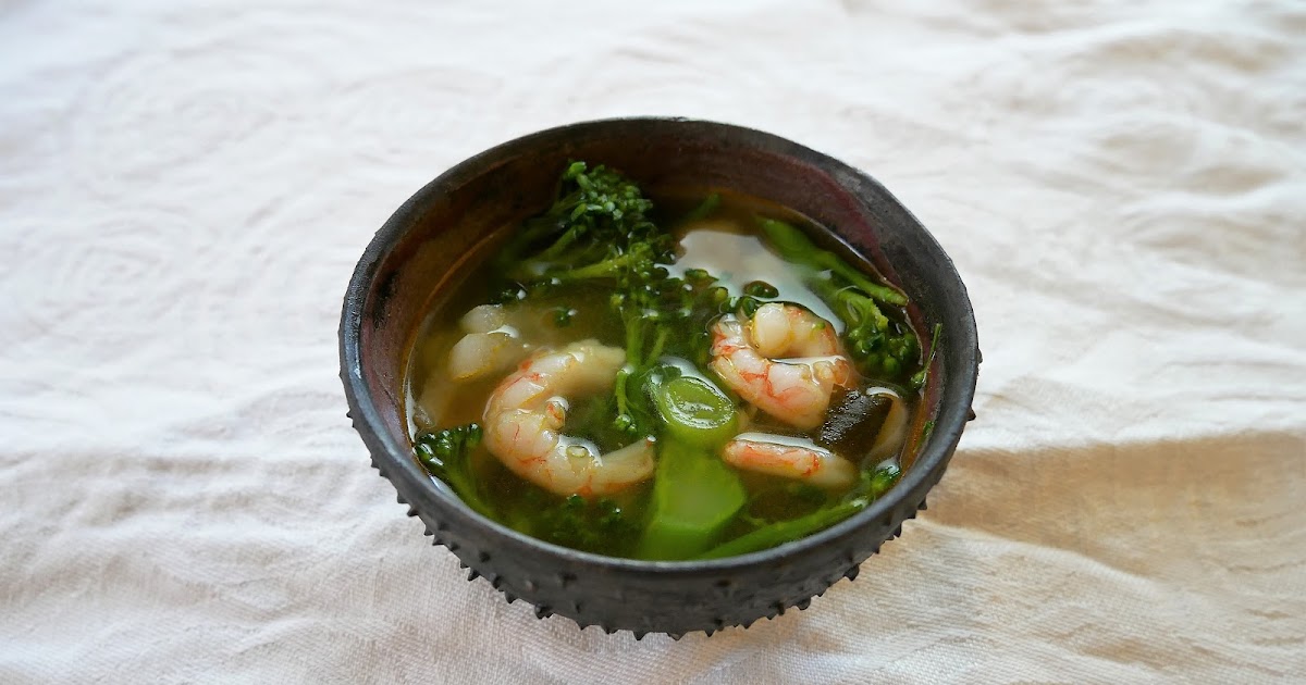 Paastopäivän katkarapu-misokeitto