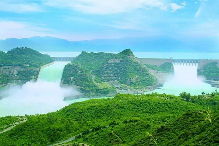 Tarbela Dam: Tarbela Dam Spillways