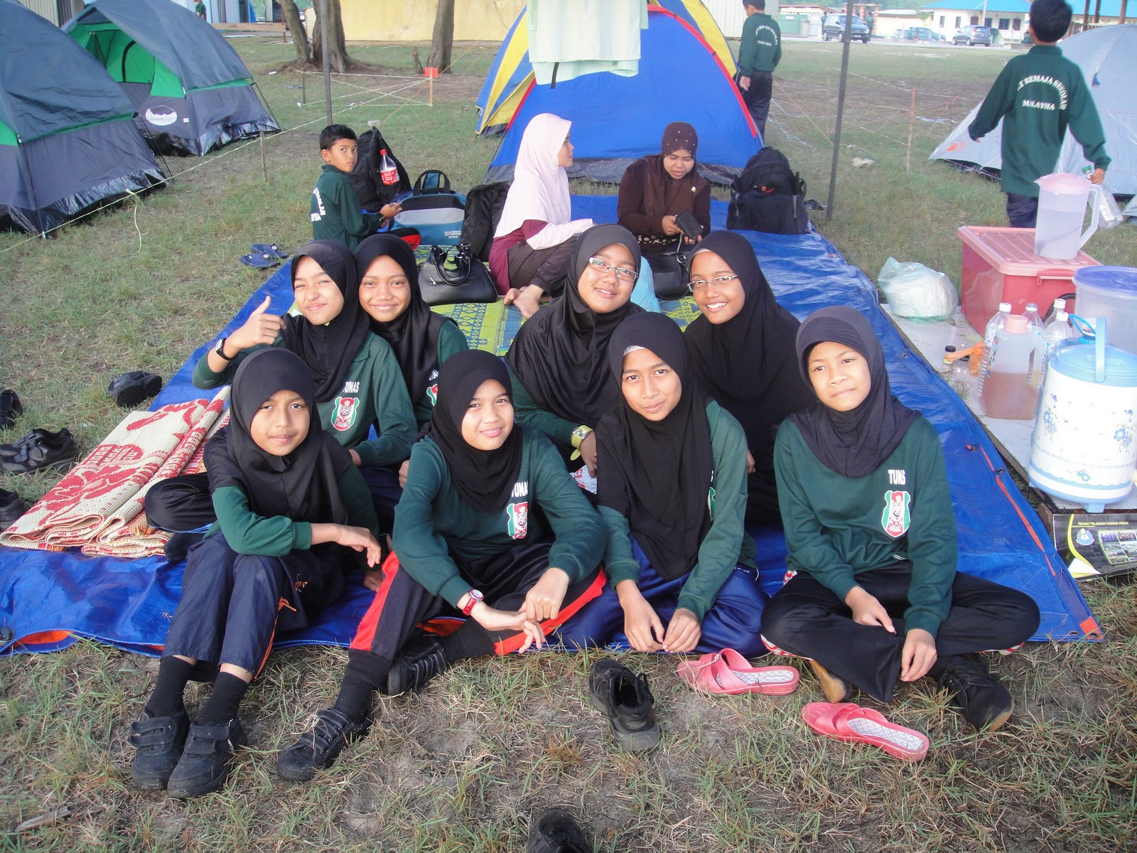 SEKOLAH KEBANGSAAN SERI TERENTANG: Perkhemahan Tunas Kadet Remaja Sekolah