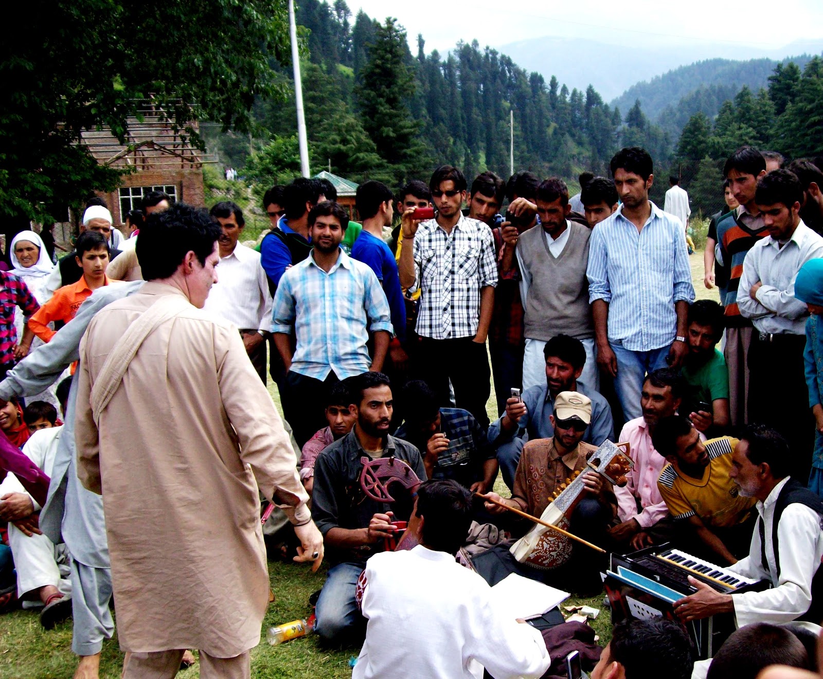 CHINAR SHADE : SOME FORMS OF CLASSICAL MUSIC OF KASHMIR