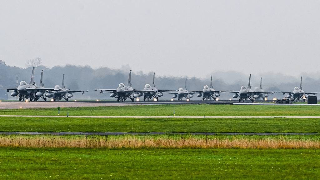 Dutch F-16 fighters conduct elephant walk at Volkel AFB - Blog Before ...