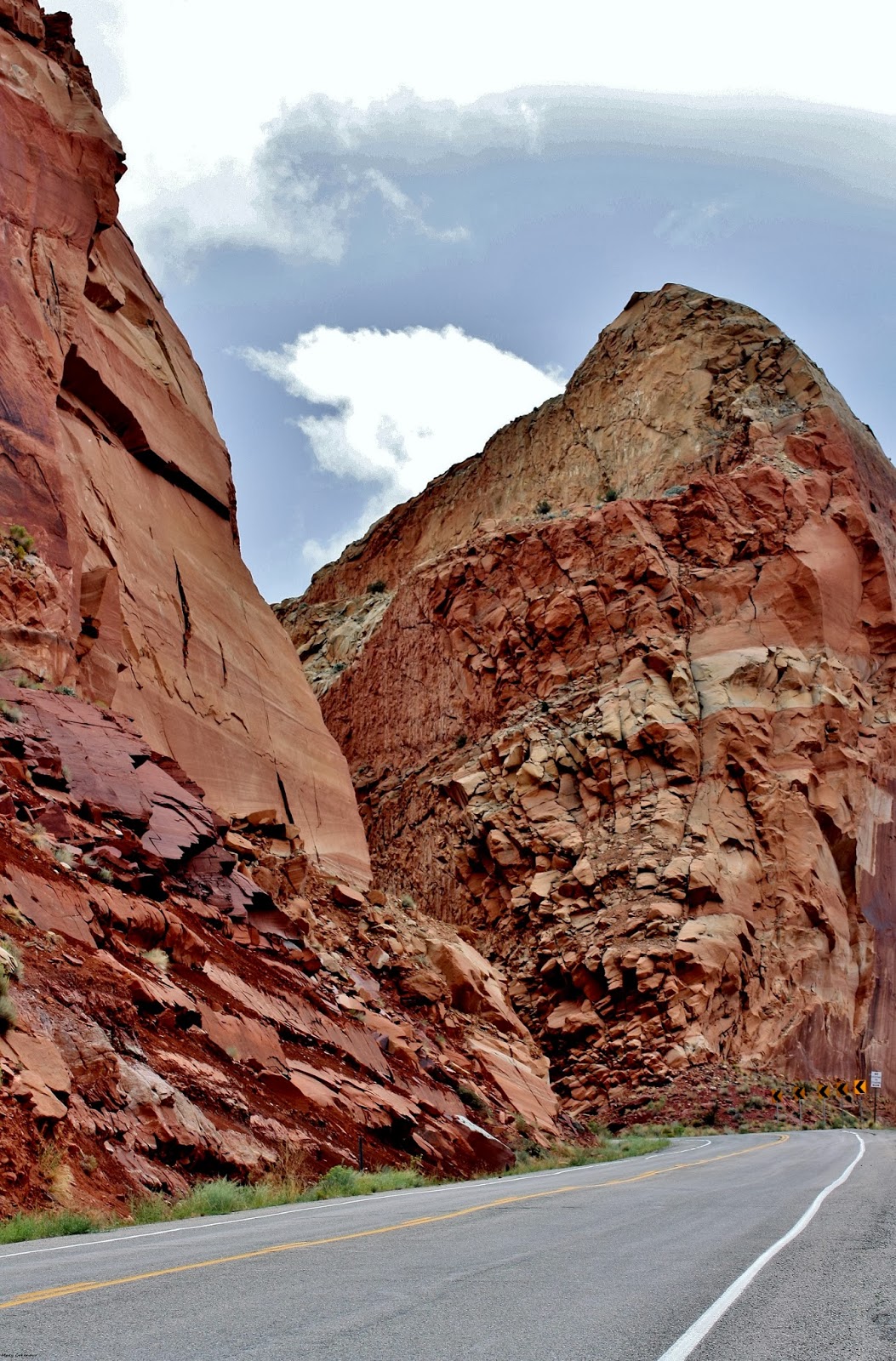 The Southwest Through Wide Brown Eyes: Part One of Route 261 Utah ...