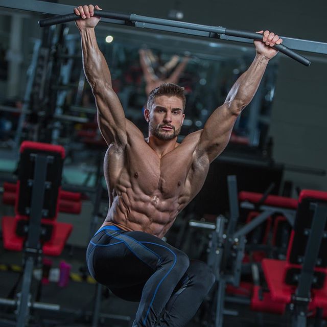 Bodybuilding models: Ryan Terry - Bodybuilding Model Workout