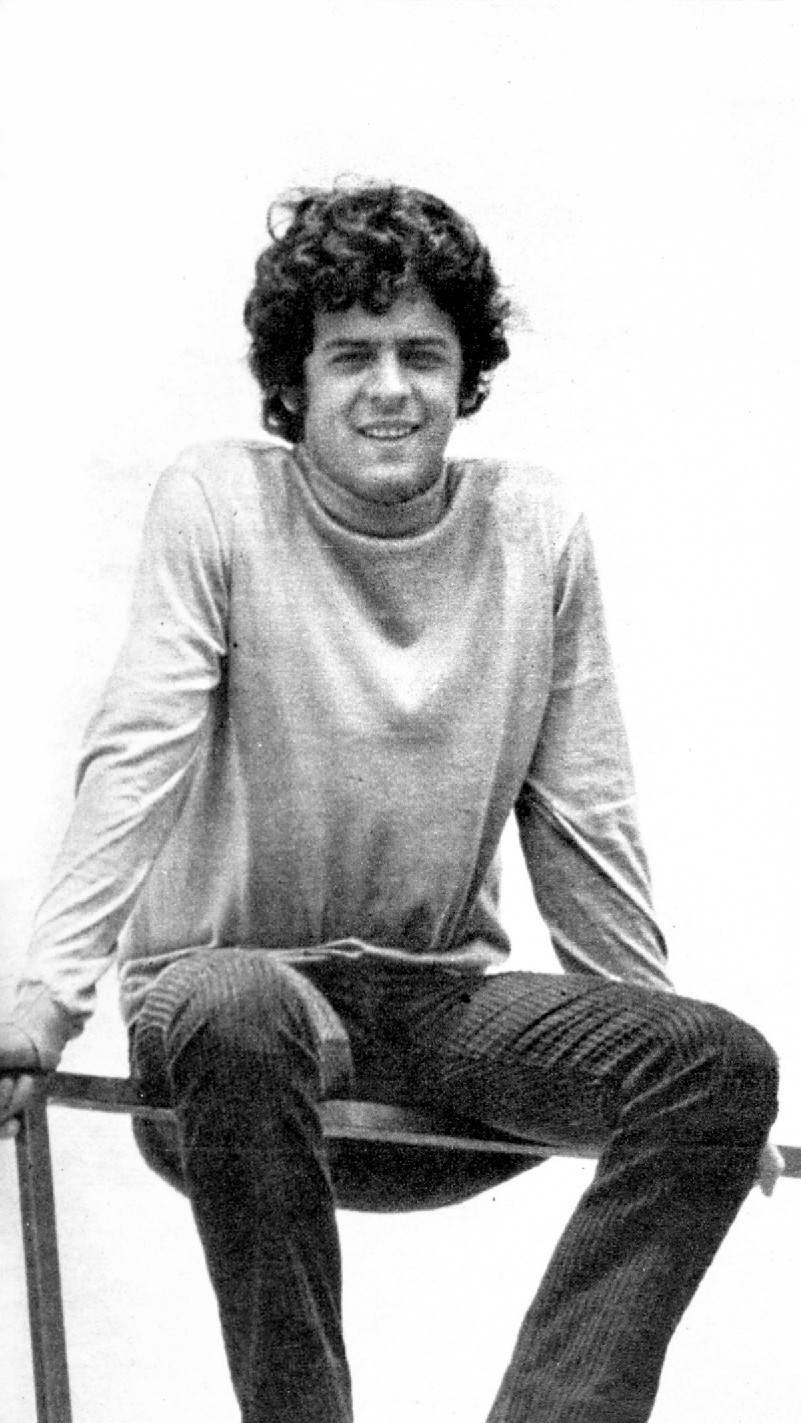 Astros em Revista: MARCOS PAULO AS BATALHAS DE UM HOMEM DE TELEVISÃO