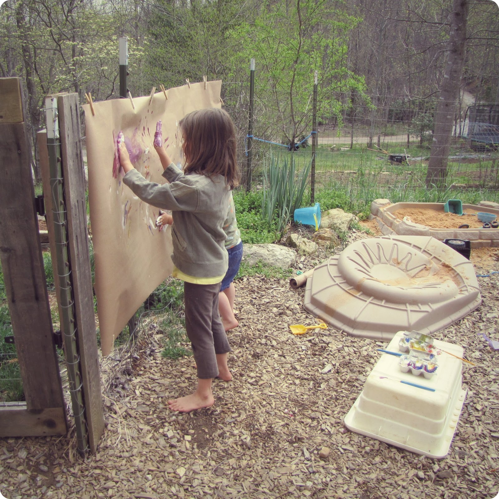 Sweet Mess: painting outside with kids