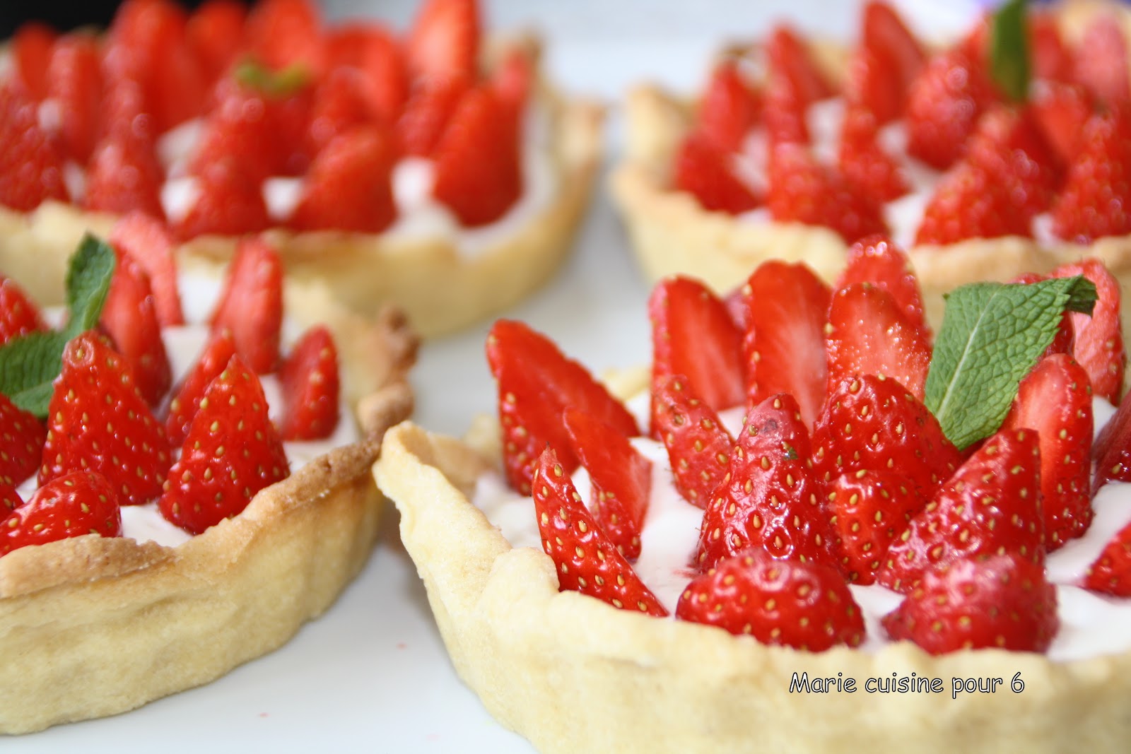 Marie cuisine pour 6: TARTELETTES AUX FRAISES EXPRESS...OU L'ART DE SE ...