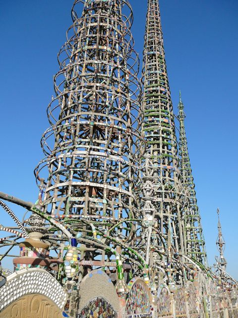 Experiencing Los Angeles: Experiencing L.A. at the Watts Towers