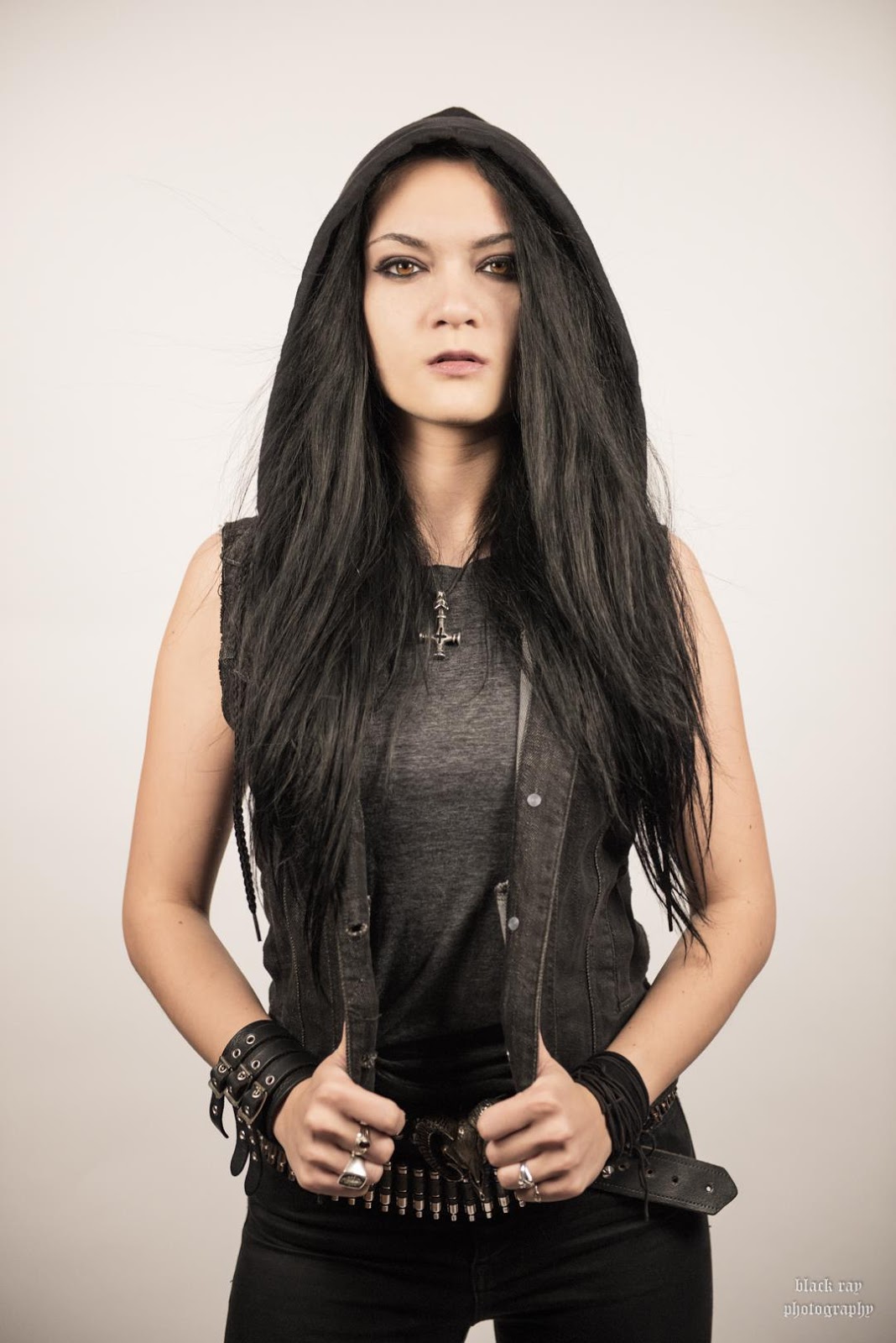 ROAD to Metal Heavy Metal & Classic Rock: Interview - Adrienne Cowan ...