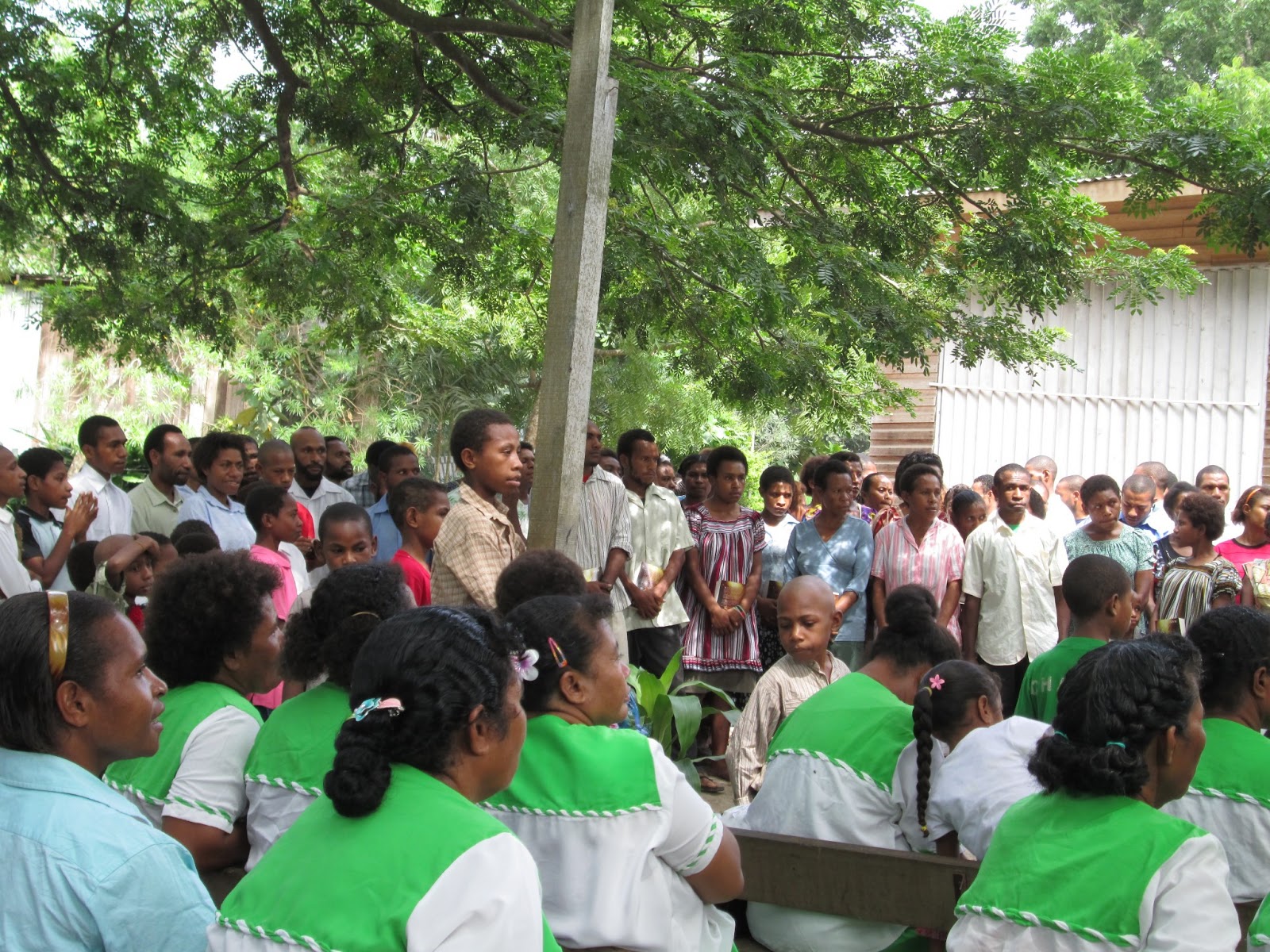 PNG Denominations: Worship under trees