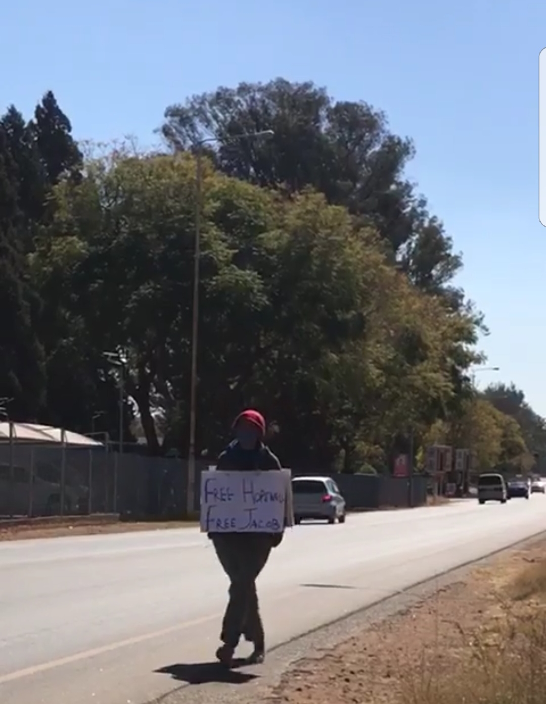 PICS : ONE MAN DEMO | Mafaro