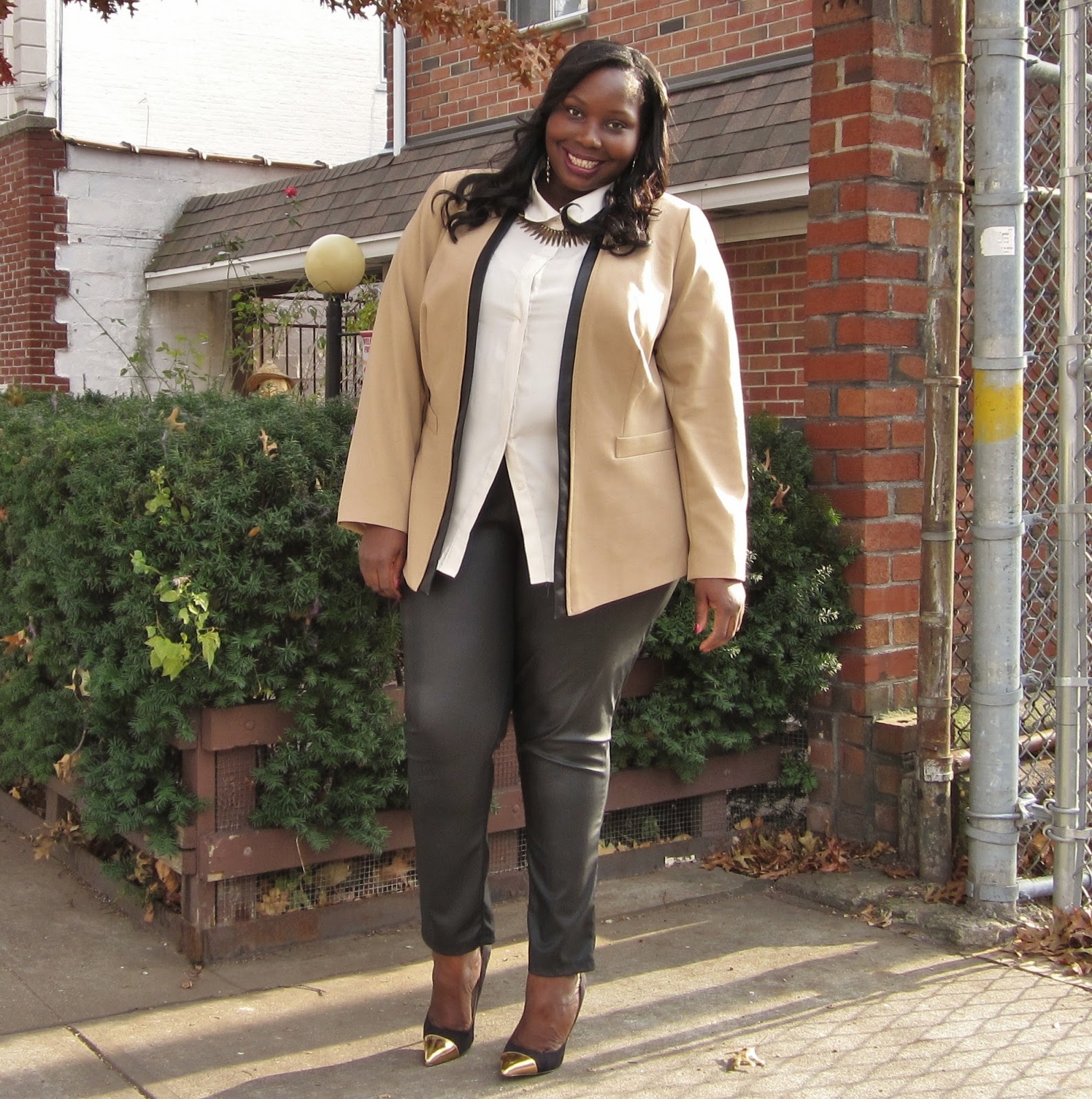 STYLE JOURNEY: CITY SLEEK & CHIC - Stylish Curves