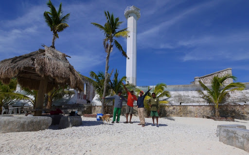 LakbayLoyd: LakbayLoyd Lighthouse Series 19: EL FARO DE ISLOTE ...