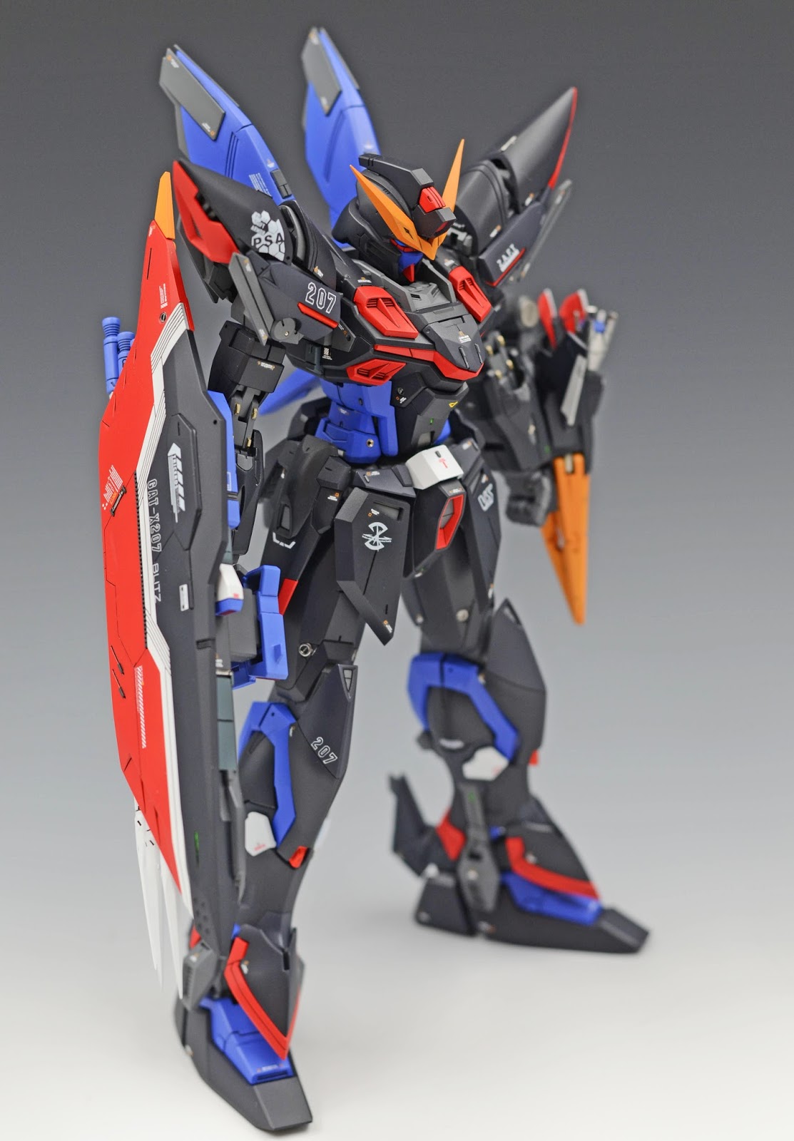 GUNDAM GUY: MG 1/100 Blitz Gundam - Customized Build