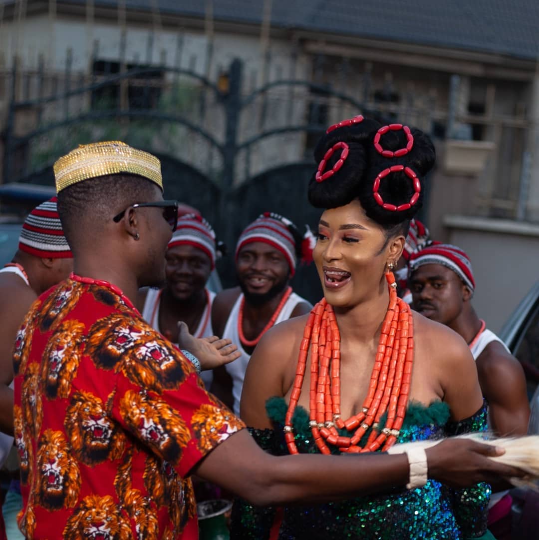 Video Vixen, Music Video : As a video Vixen, Chinelo Enemchukwu ...