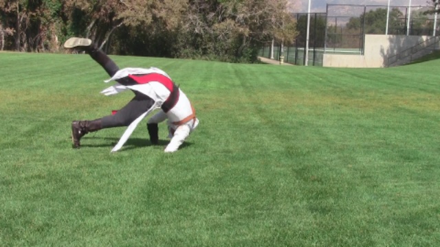 Ronnie Shalvis: AC Parkour Tutorial - Break Falls/The Roll