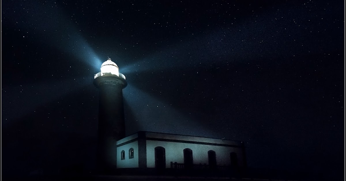 Juan V. Blanco - Fotografías: Bajo la luz del faro
