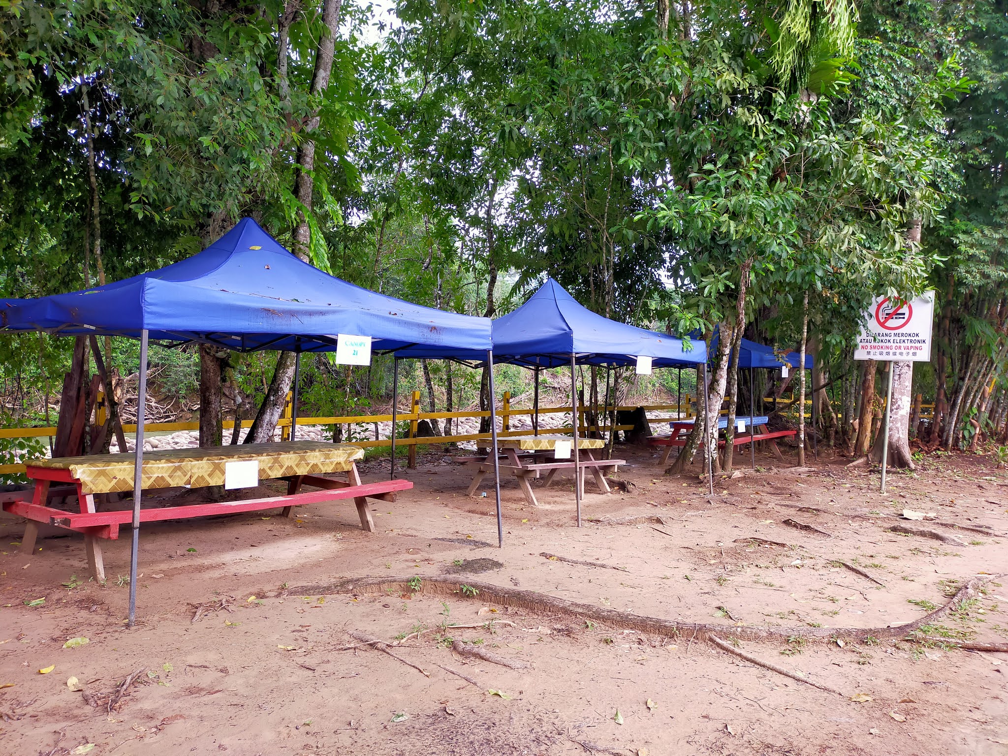 Mandalipau White Water View & Fish Pond