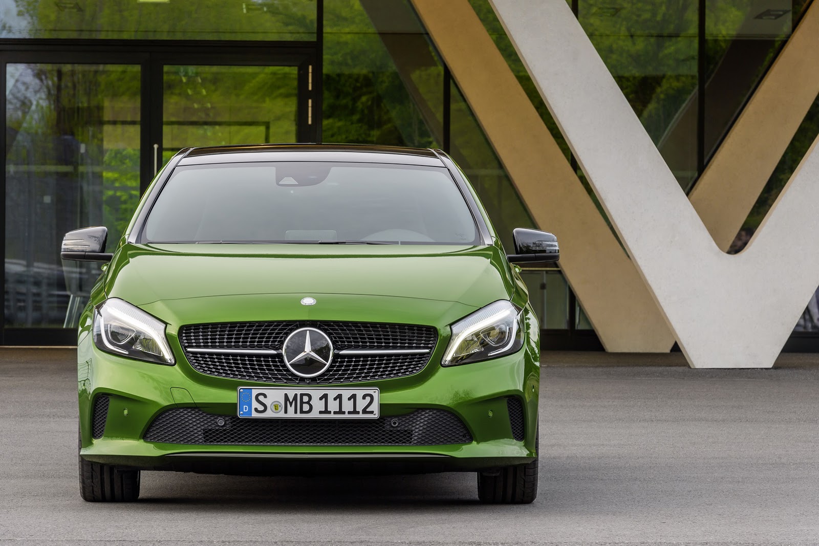 2016 Mercedes-Benz A-Class A200 d Sport Specs, Features, Performance ...