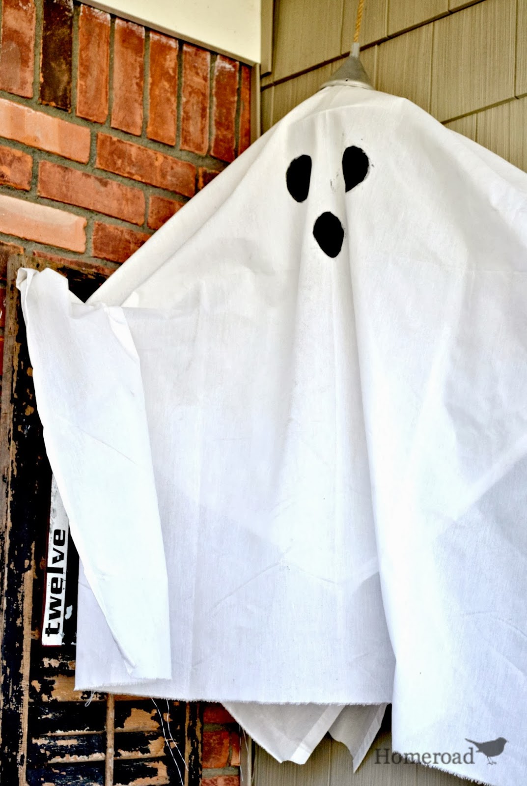 Create a Halloween Ghost From an Old Sheet