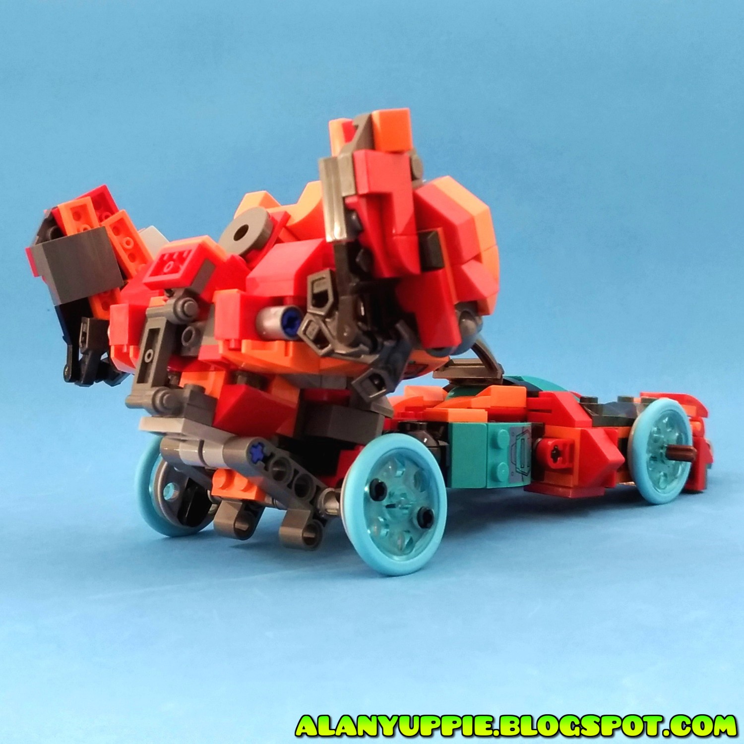 Alanyuppie's LEGO Transformers: Video Tutorial: Transformer Speedster ...