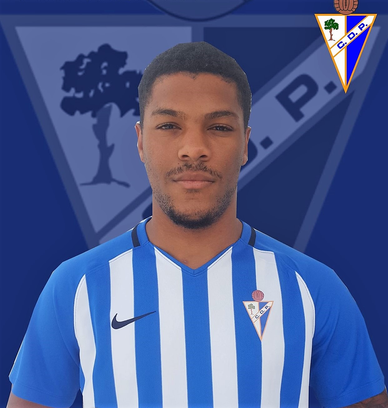 PINHALNOVENSE»» Plantel conta já com 15 jogadores - JORNAL DE DESPORTO