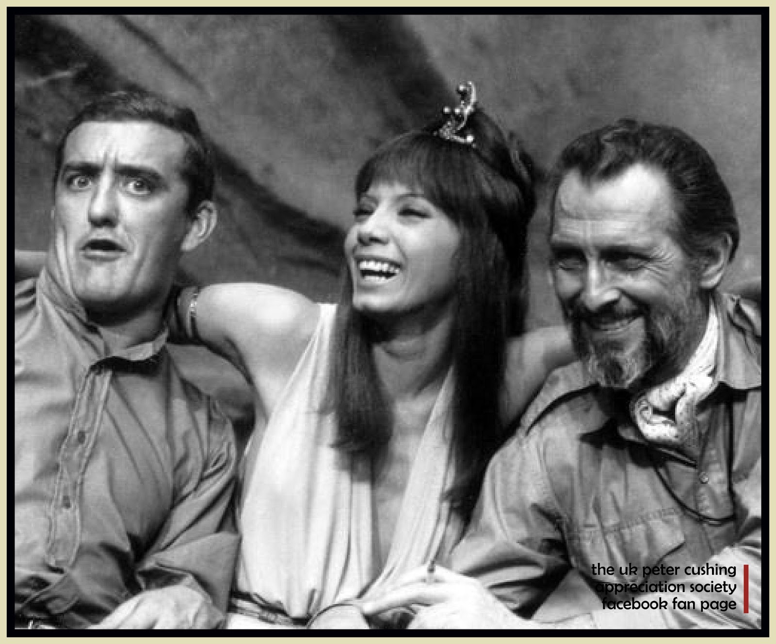 PETERCUSHINGBLOG.BLOGSPOT.COM (PCASUK): ON SET CANDID PETER CUSHING PHOTOGRAPHS HAMMER FILMS ...