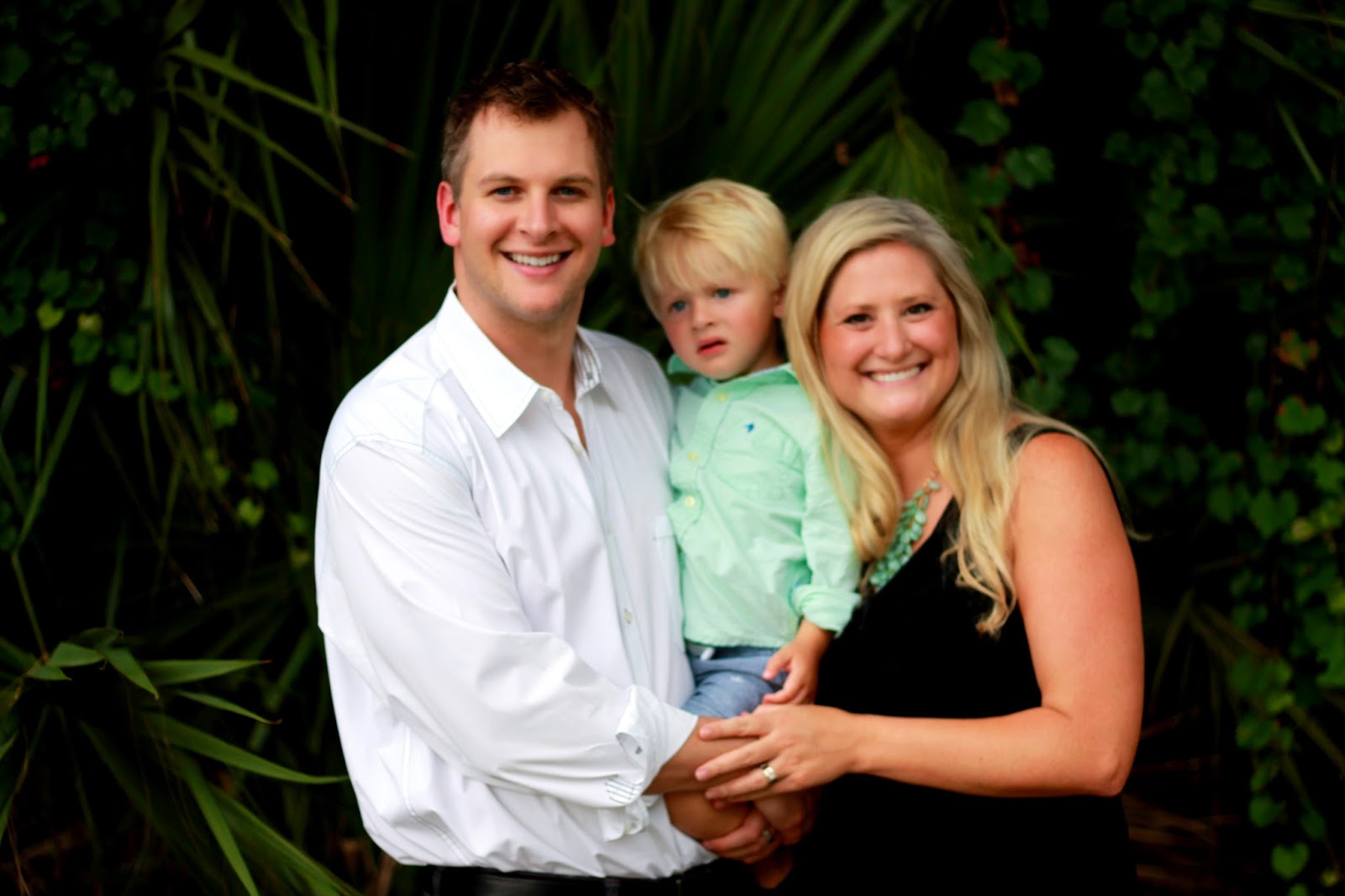 Yours Truly...: Holbrook's Sneak Peak