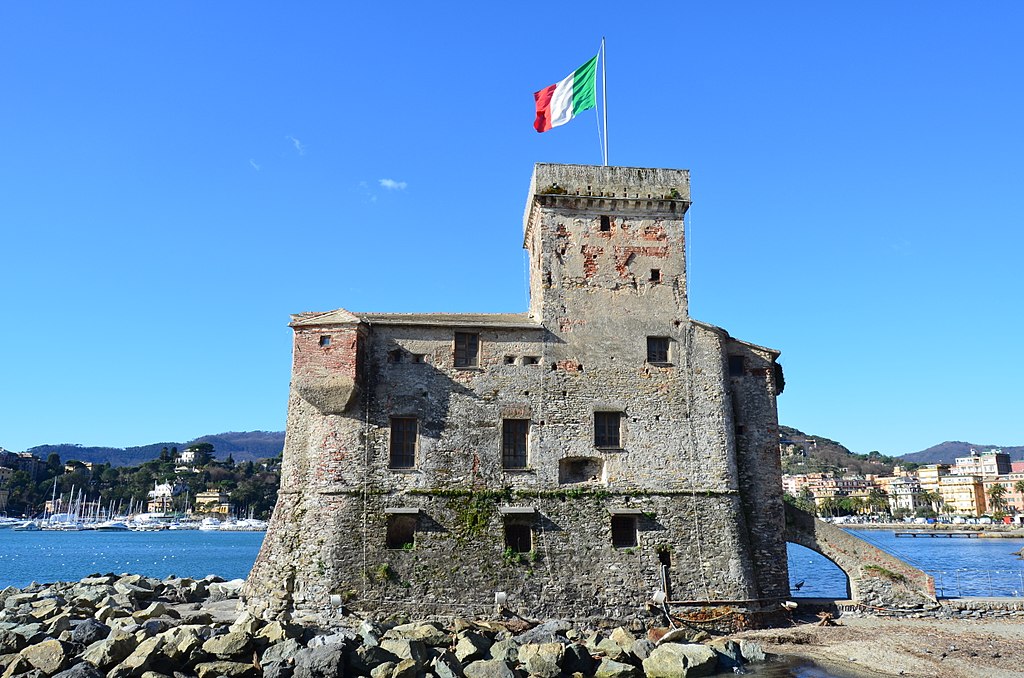 lo spettacolo dell'emozione: castello di Rapallo