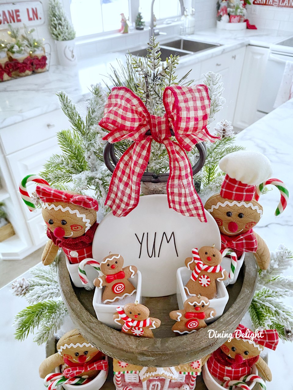 Dining Delight: Gingerbread Themed Tiered Tray