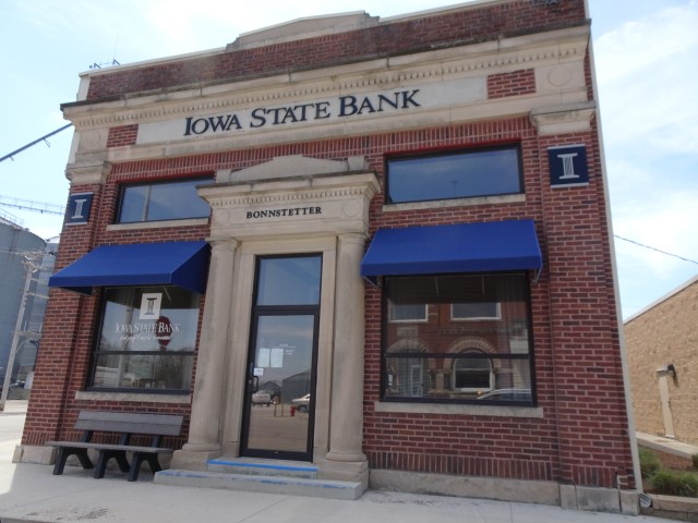 Walkabout With Wheels Blog: Driving Around Northern Iowa: Corwith