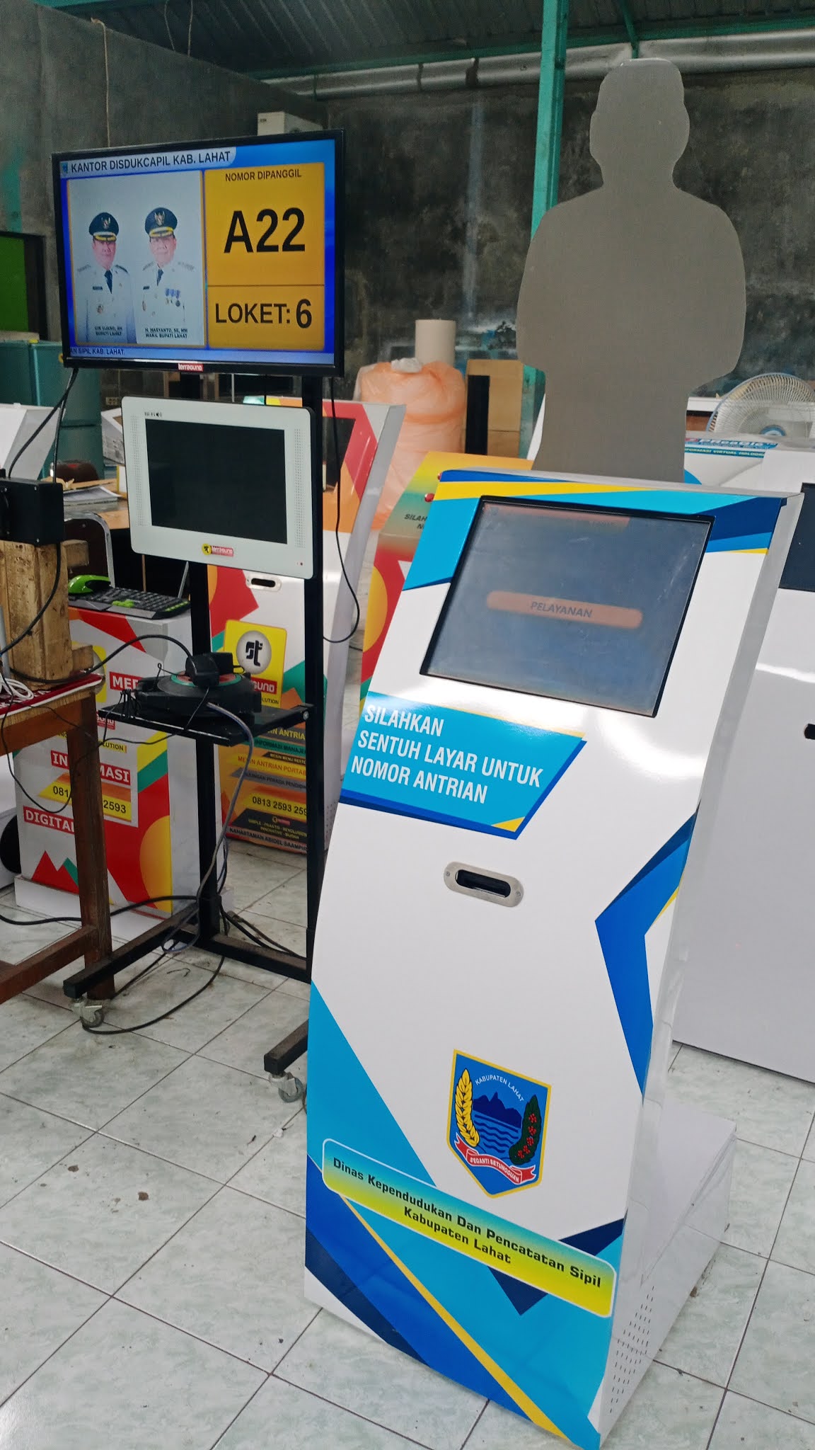 ALAT ANTRIAN DEALER - MESIN ANTRIAN merk TERRAGUNO