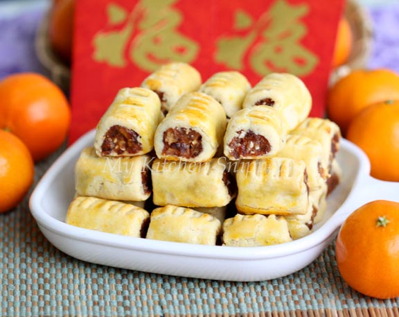 My Kitchen Snippets: Date Rolls