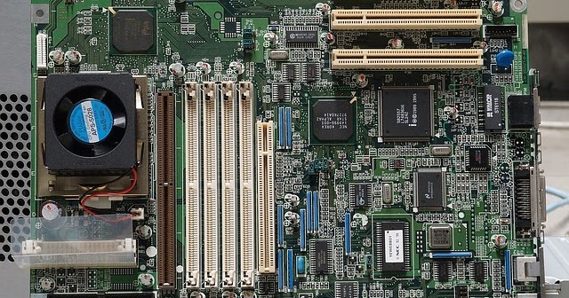 MOTHERBOARD/PAPAN INDUK - Bakhel Share