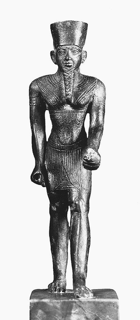 Amun-Ra Egyptology Blog: Museum Pieces - Statue of Amun