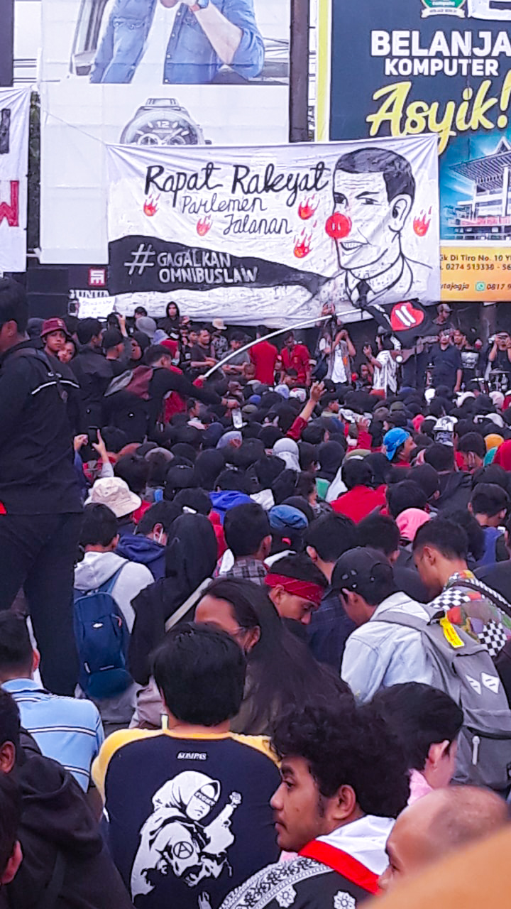 Aksi Gejayan Memanggil Tolak Omnibus Law - SUARA SIKAP | Suara Akar ...