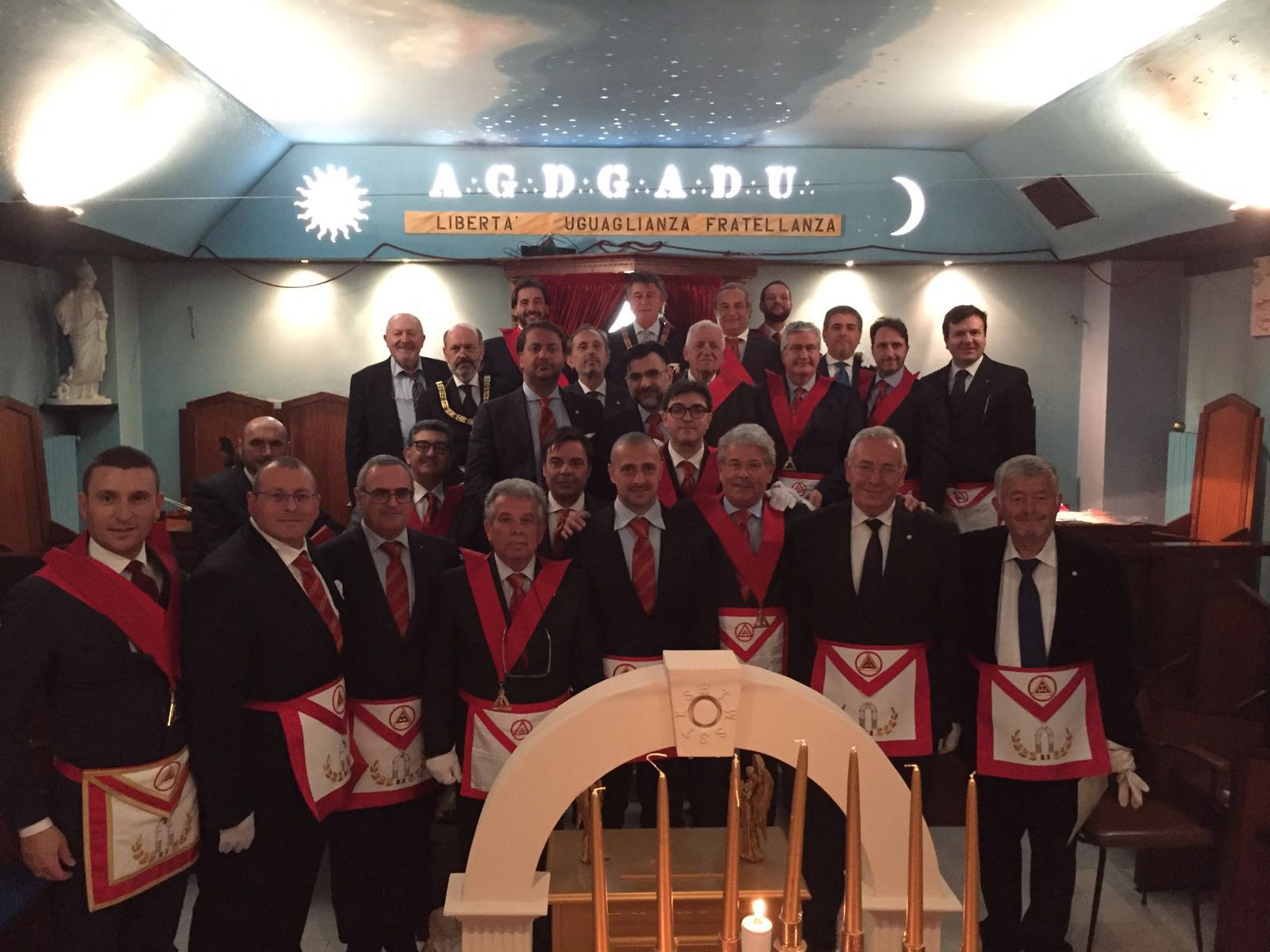 Blog dell'Arco Reale - Rito di York: Anche in Albania il Rito di York