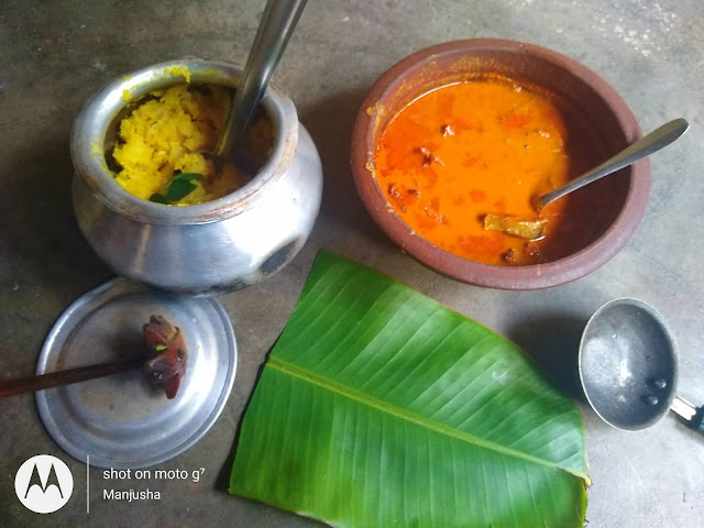 Kappa Vevichathu |Cassava/Yuca mashed with coconut paste Traditional ...