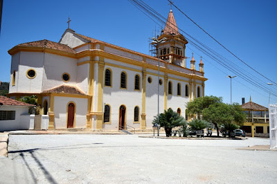 OLHANDO DA JANELA DO TREM: VIRGINÓPOLIS / MINAS GERAIS / BRAZIL (5.523 ...