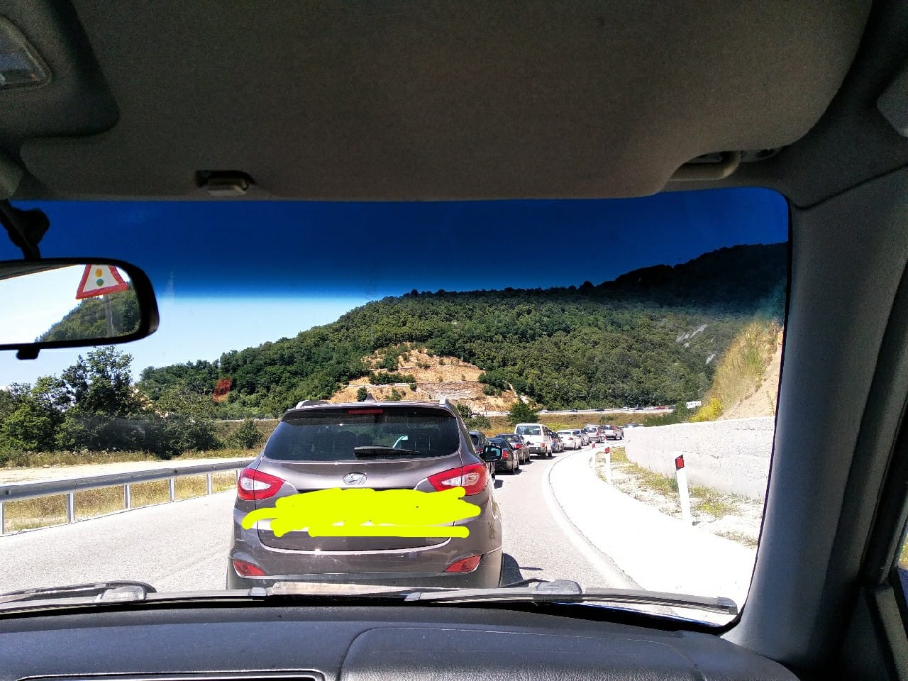 Рекорди на „Маказа“: Опашка до тунела, но се преминава за по-малко от ...