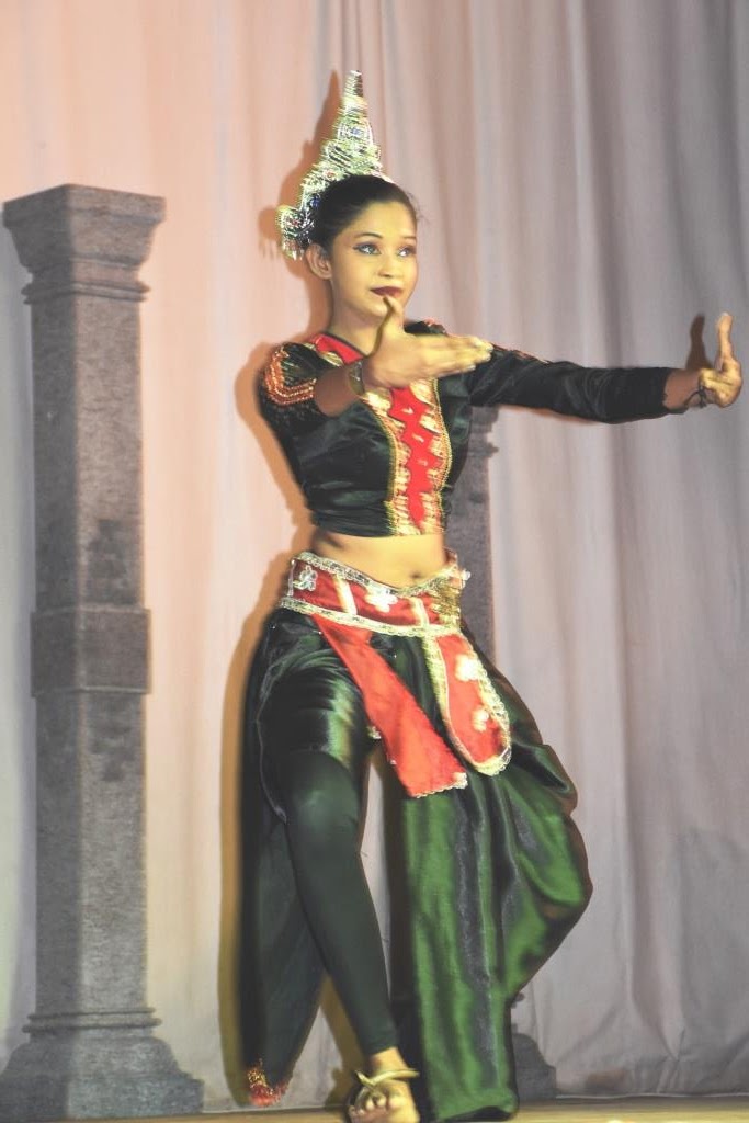 Kumbuk Pokuna Lodge: Udarata Natum