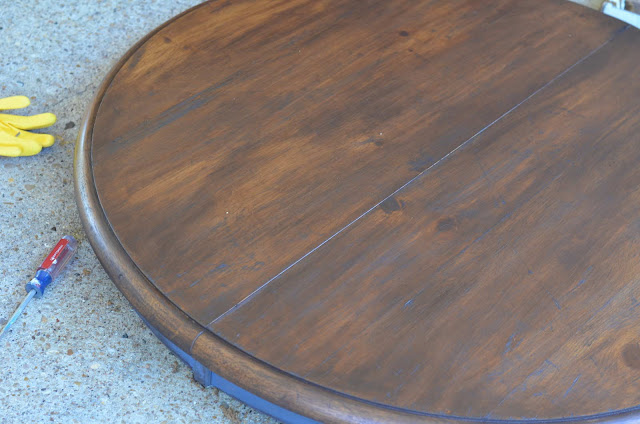 The Curious Critter: DIY Stained table