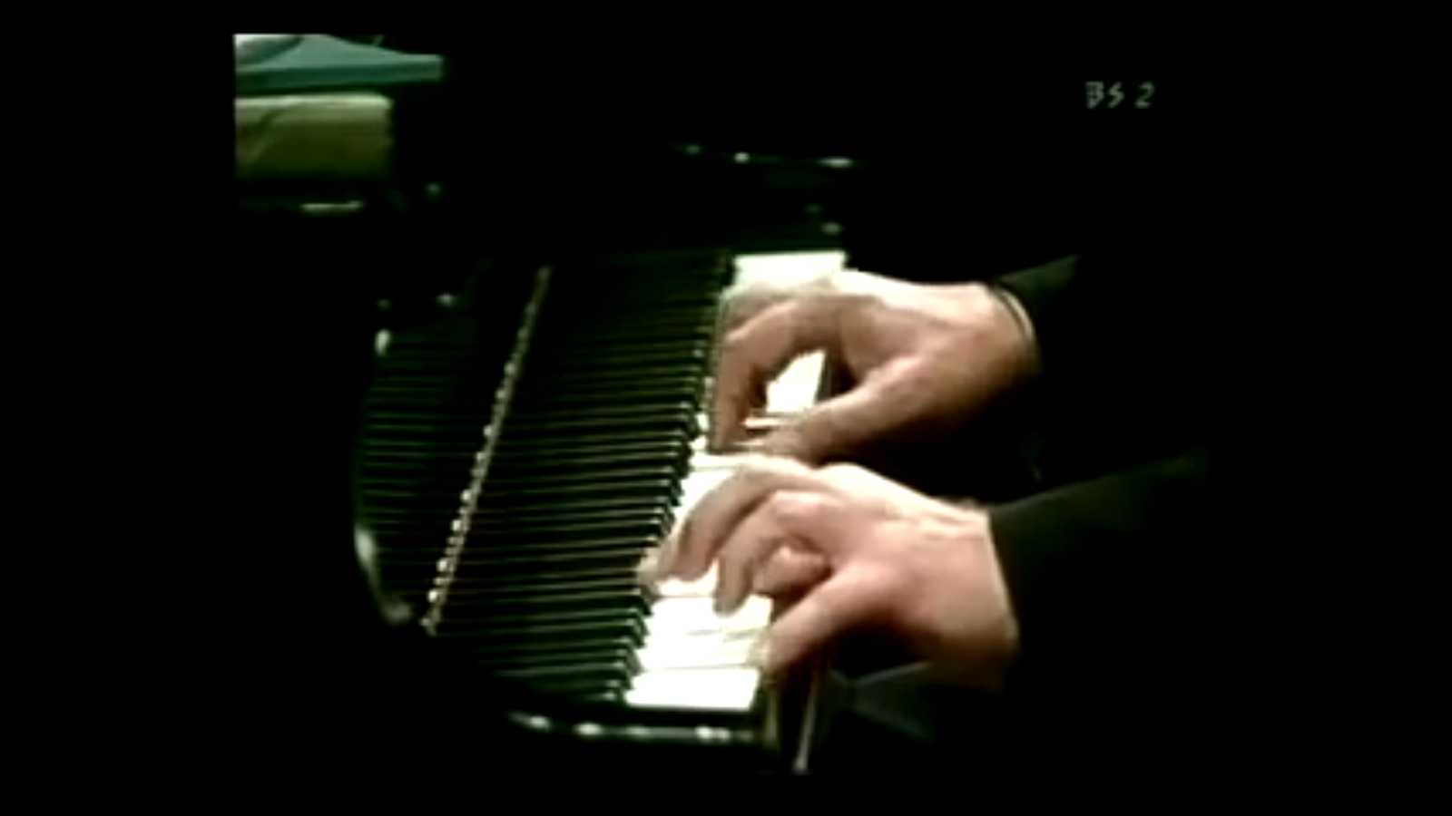 Mechanically-informed practical piano technique: Effortless balance ...