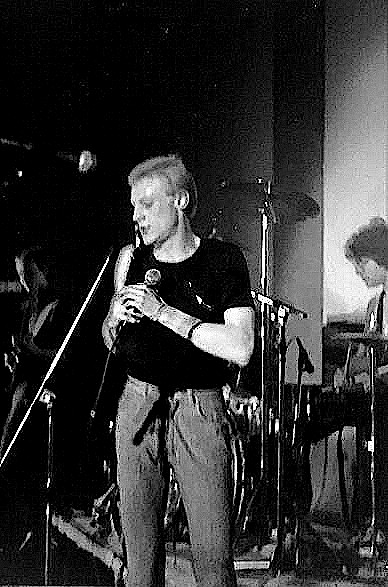 OLD, WEAK BUT ALWAYS A WANKER - THE PUNK YEARS: MASTERSWITCH - More ...