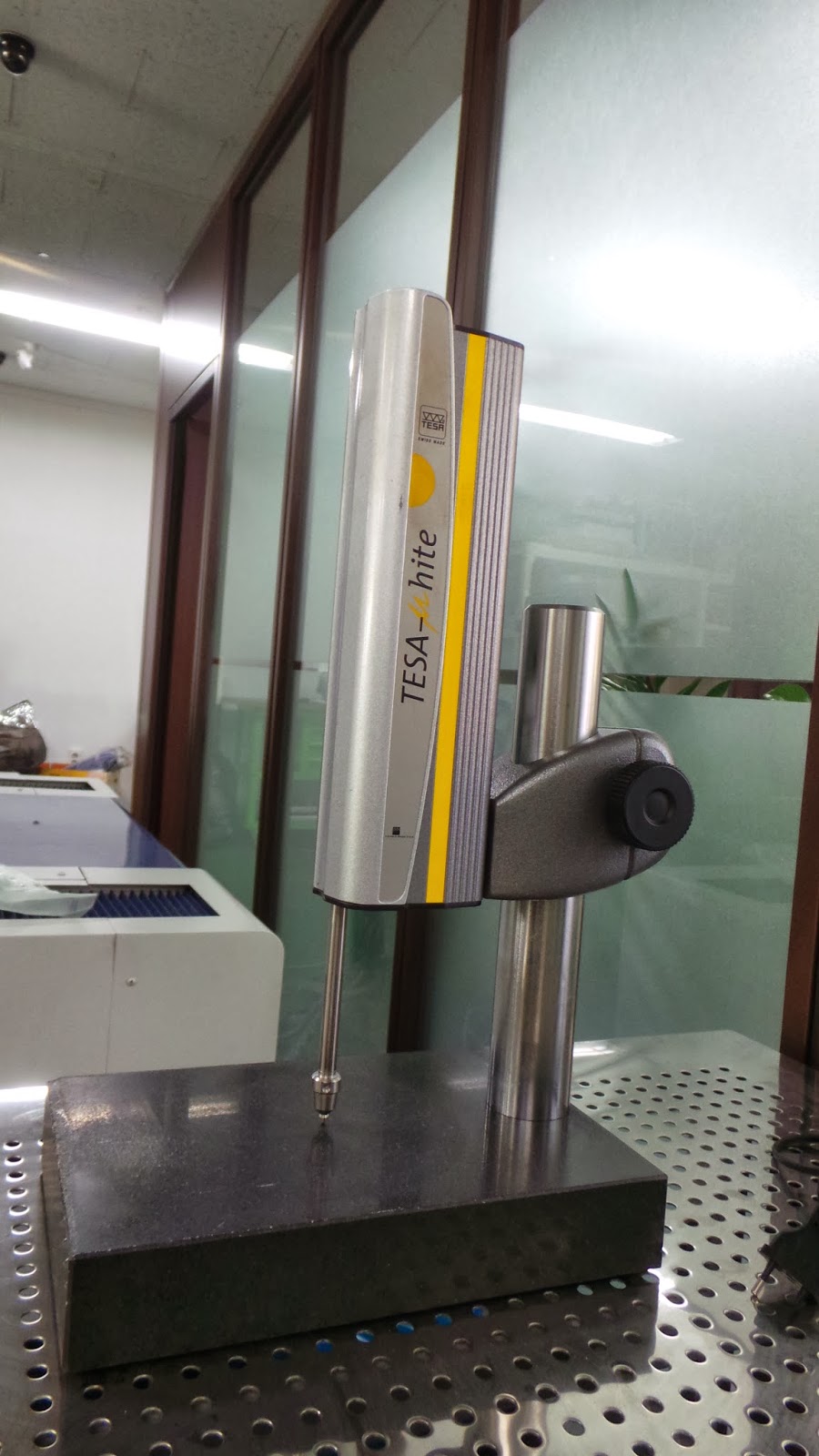 SemiStory.com: [Used Height Gauge]TESA MU Height Gauge