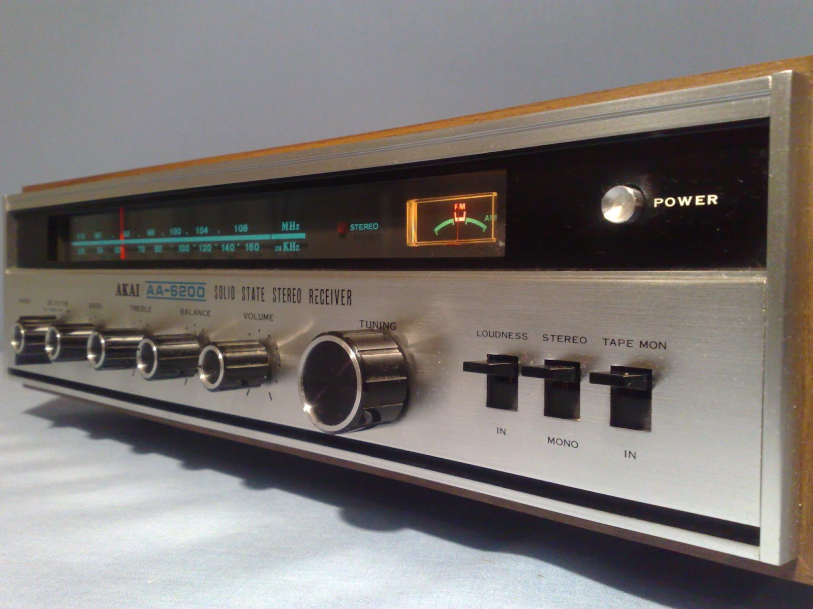 TOM's TECH TOYS: AKAI Hi-Fi Stereo