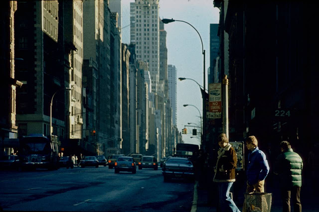 37 Amazing Photographs Capture Street Scenes of New York City in 1978 ...