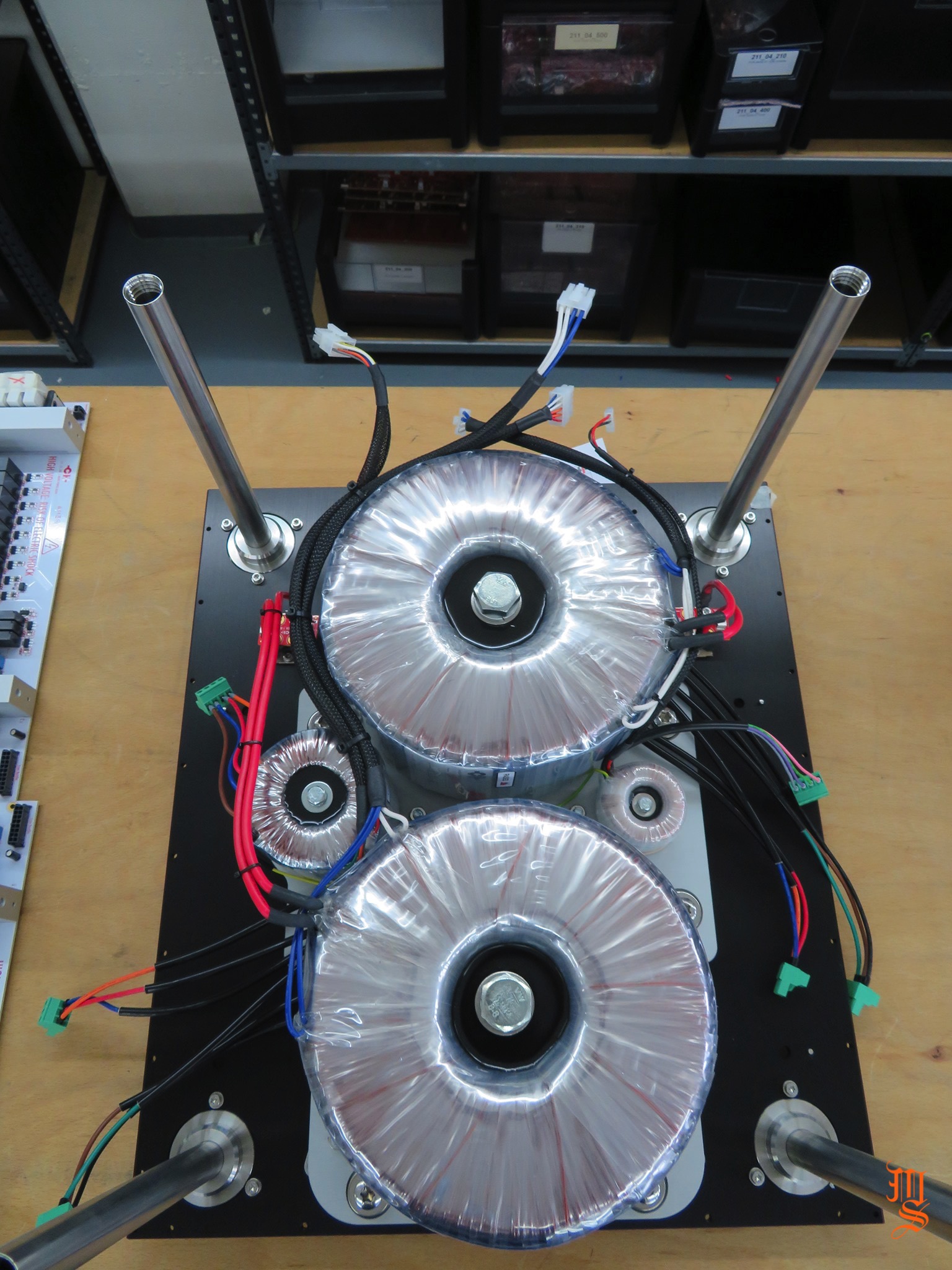 CH PRECISION M10 STEREO POWER AMPLIFIER – M & S | Ultimate High-Fidelity